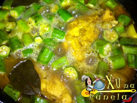 Frango com Quiabo - Xu na Panela