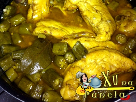 Frango com Quiabo - Xu na Panela